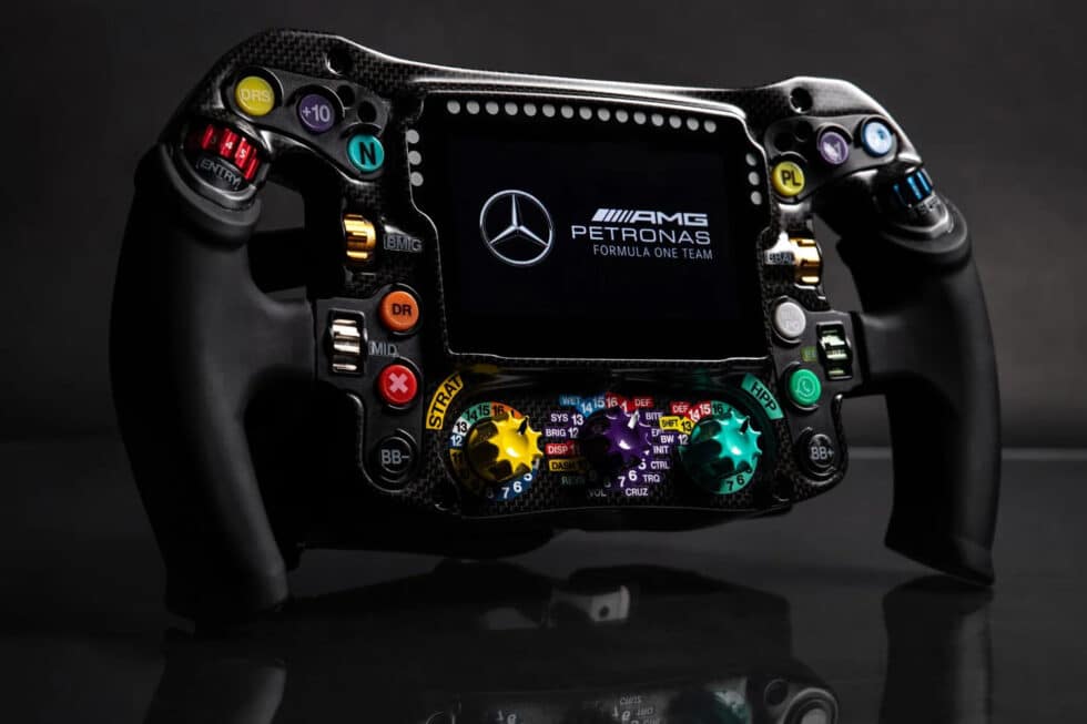 Erstaunlich Formel 1 Lenkrader Bild